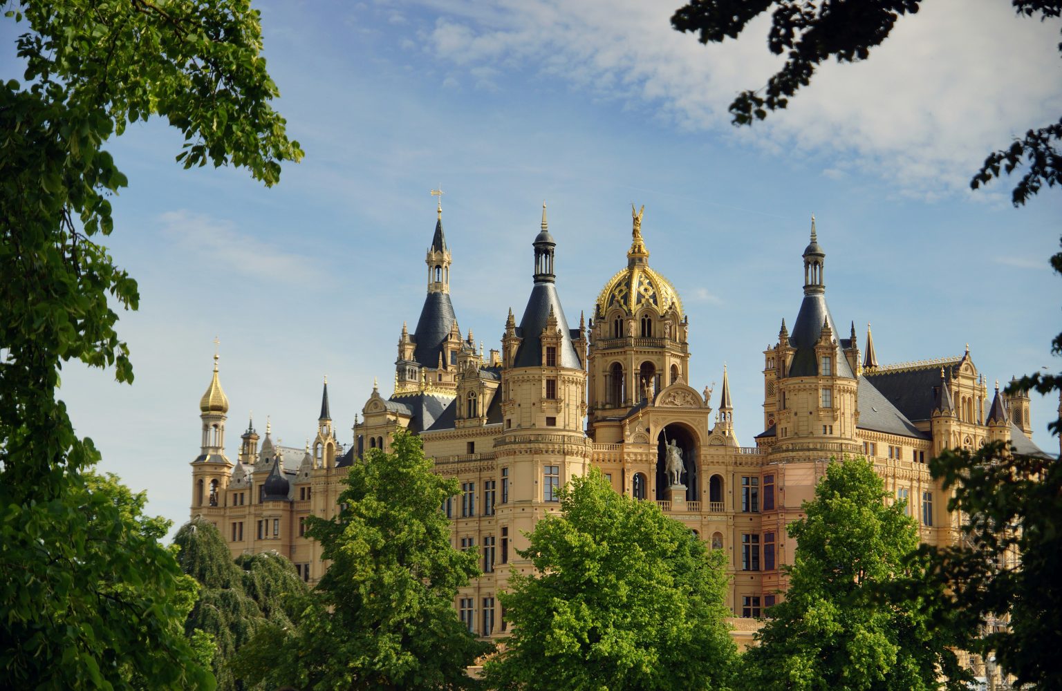 Hohenzollern Castle: The Hilltop Castle in Southern Germany